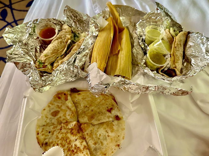 isidro's tamales & taqueria 8