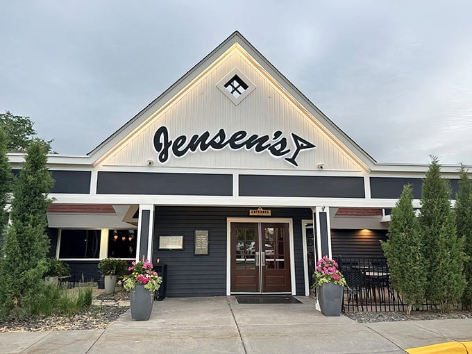 jensen's food & cocktails 1