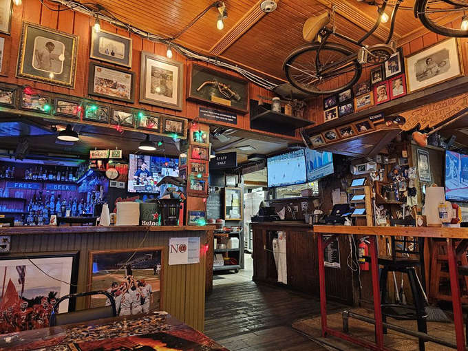 johnny's fillin' station 7
