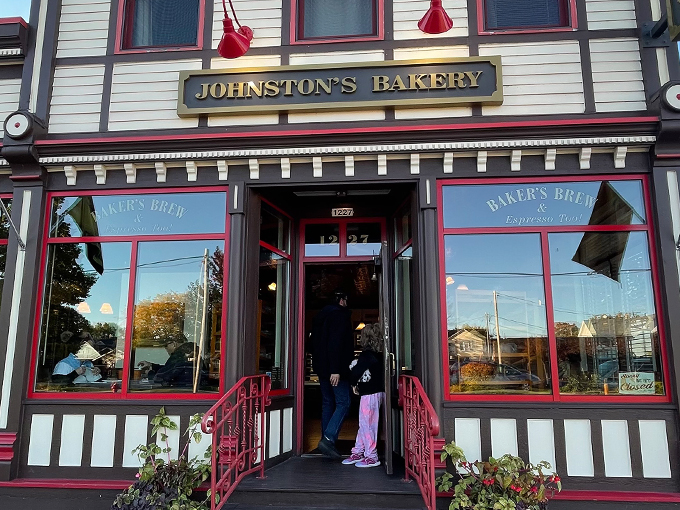johnston's bakery 1