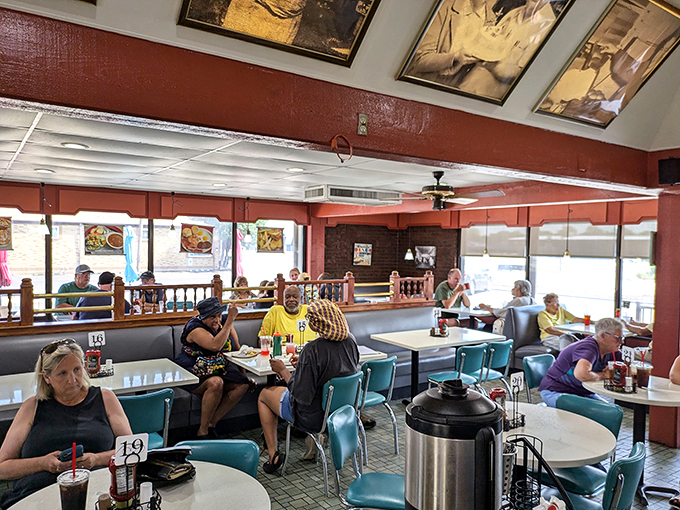 jubelt's bakery & restaurant 3