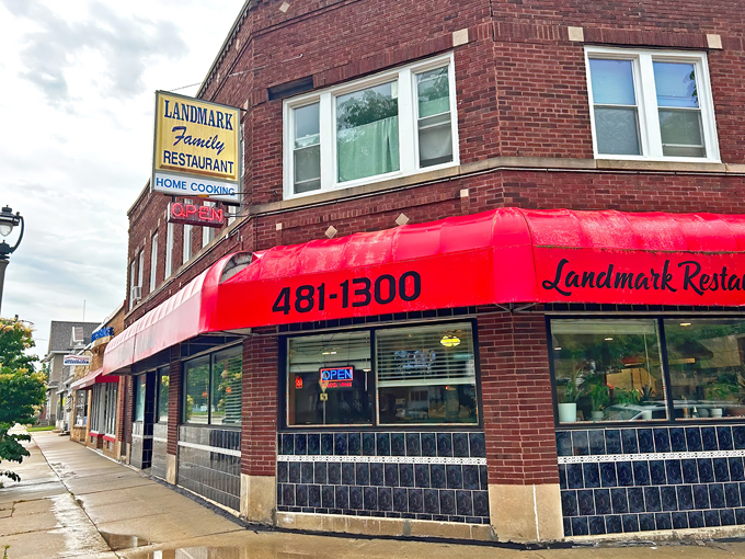 landmark family restaurant 1