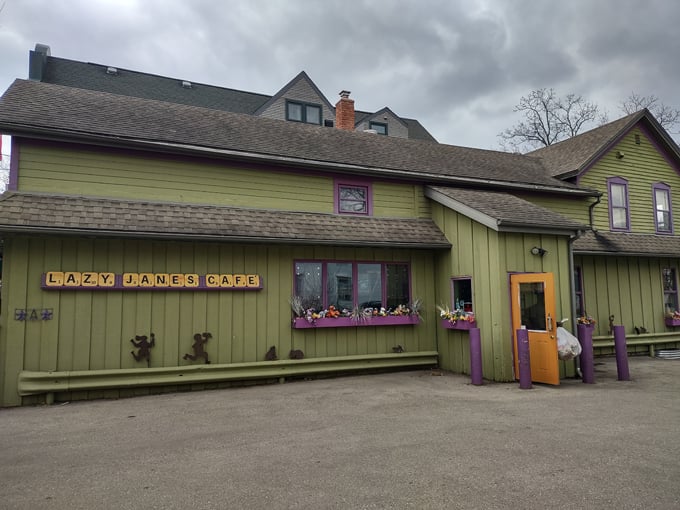 lazy jane's cafe and bakery 1