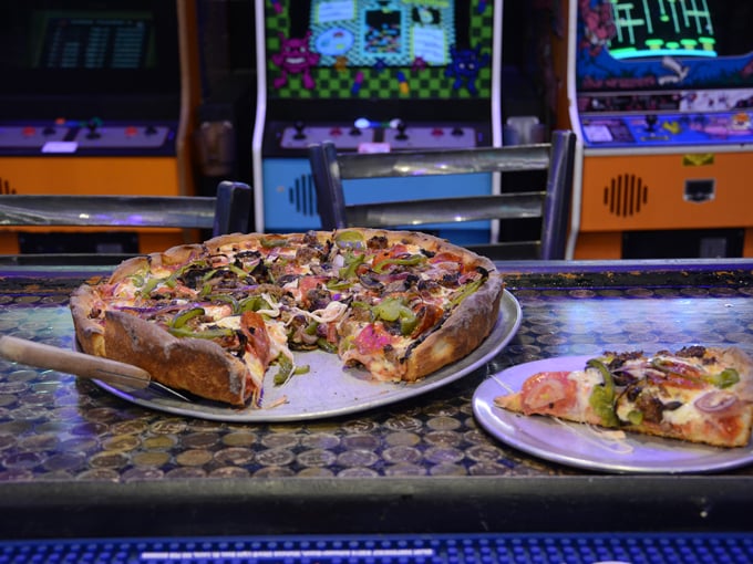leaderboard arcade bar & pizzeria 5