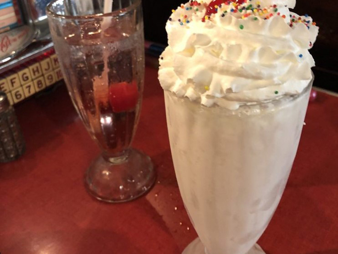 macalpine's diner & soda fountain 4