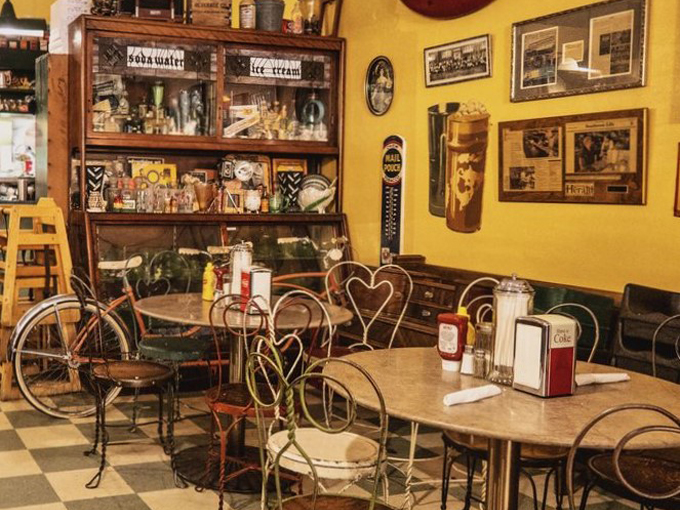 macalpine's diner & soda fountain 6