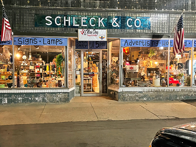 main drag vintage & collectibles 1