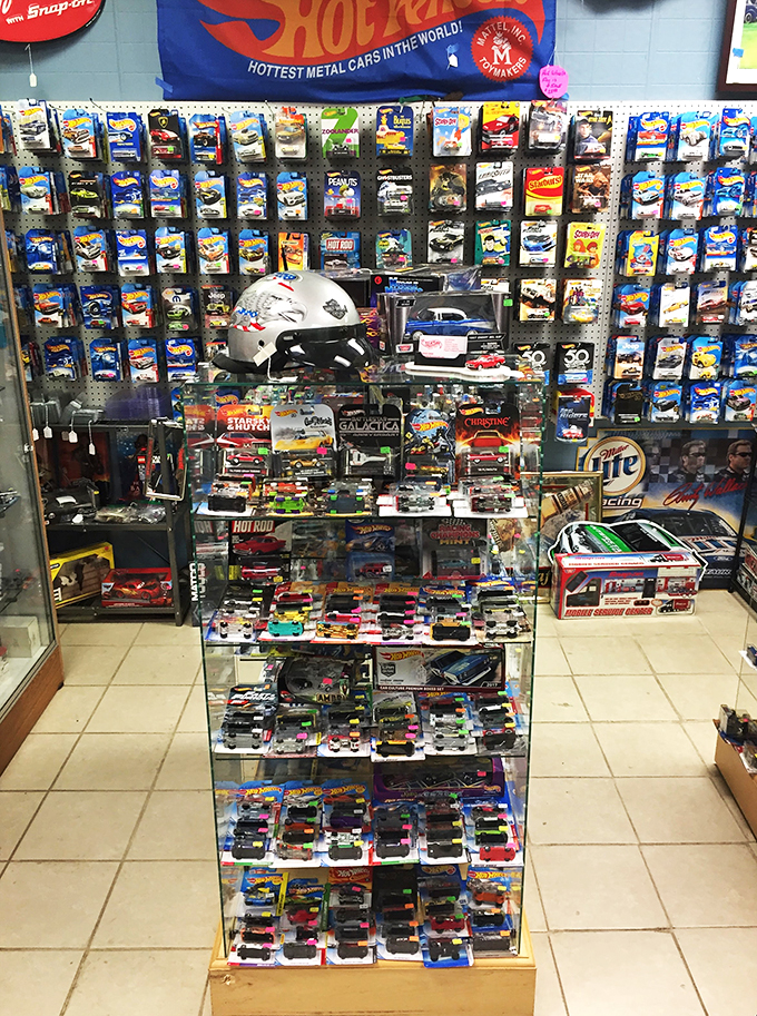 main drag vintage & collectibles 4