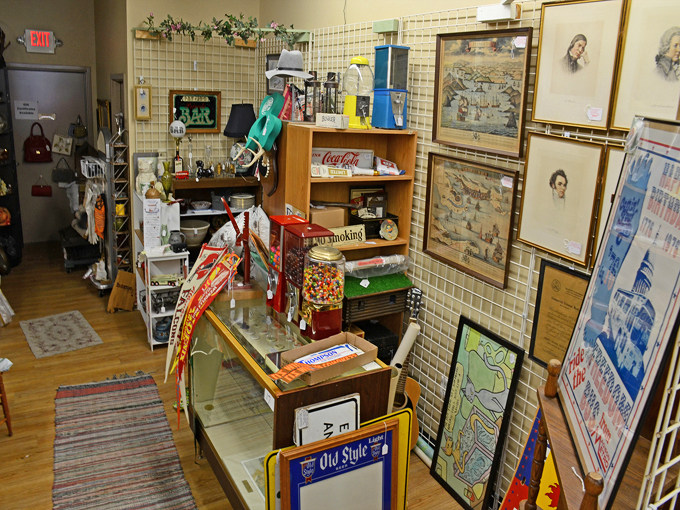 maple bluff antique mall llc 4