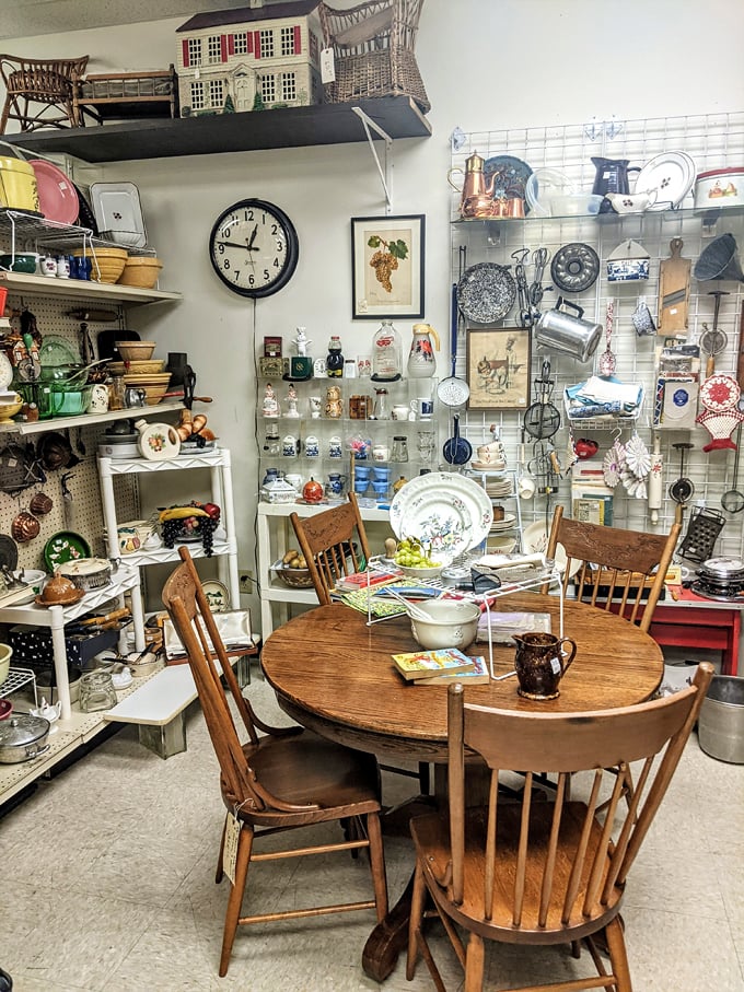 maple bluff antique mall llc 7