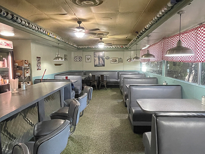 mel's diner 2