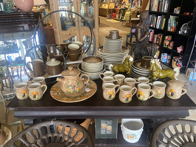 millie's vintage and thrift emporium 4