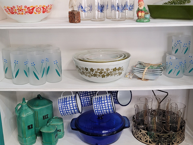 millie's vintage and thrift emporium 8