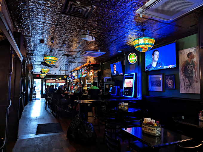 milwaukee brat house 5