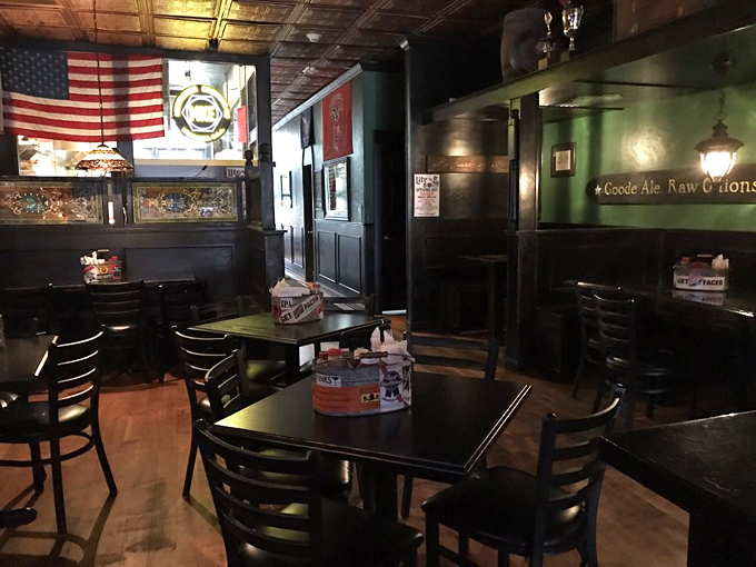 milwaukee brat house 8