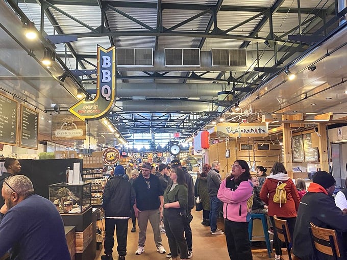 milwaukee public market 4