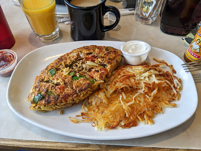 mother's pancake house & restaurant 4