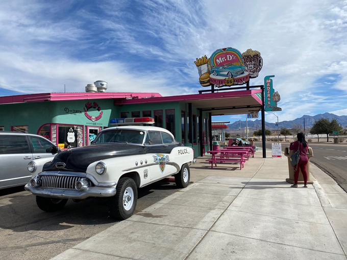 mr d'z route 66 diner 1
