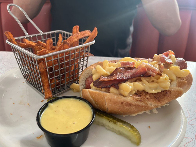 mr d'z route 66 diner 7