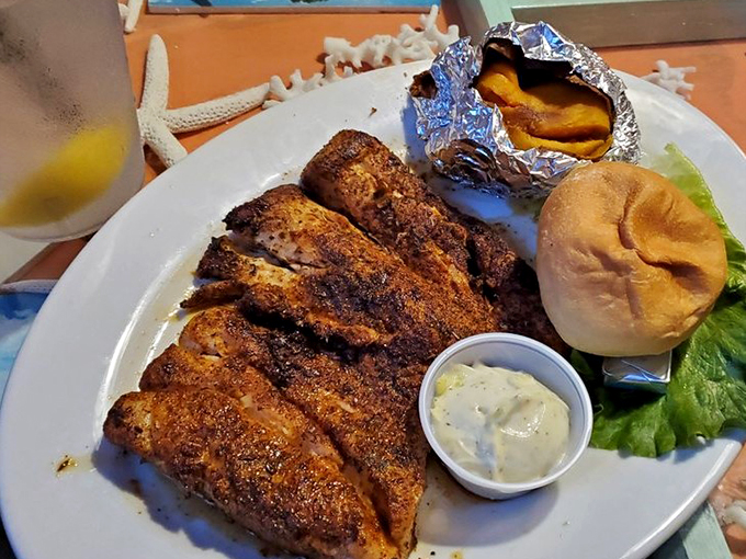 mrs. mac's kitchen 3