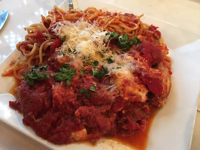 nico & vali italian eatery 6