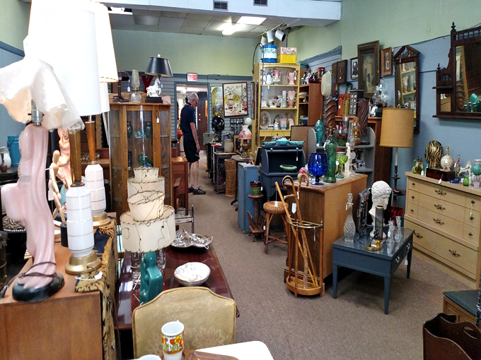 neighborhood thrift store 5