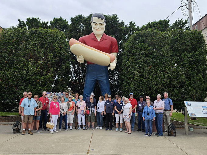 paul bunyon in atlanta, il 8