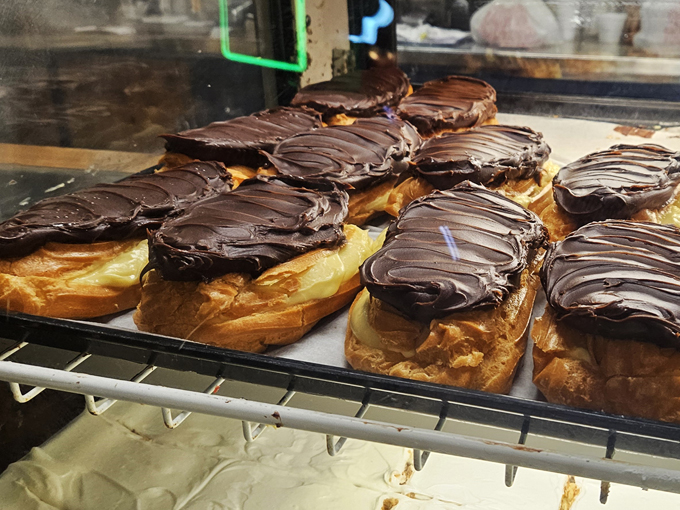 pine cone hidden bakery 3