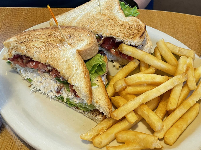 pine cone hidden bakery 7