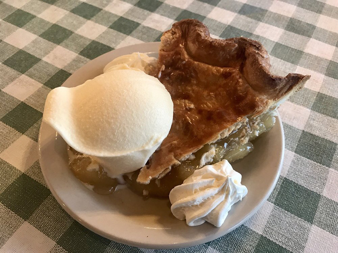 pine country restaurant williams, az 6