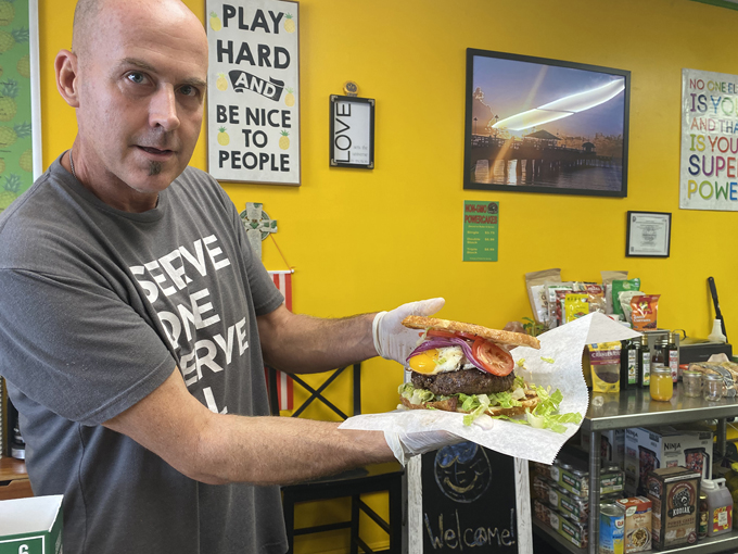 pineapple pete's, florida 8