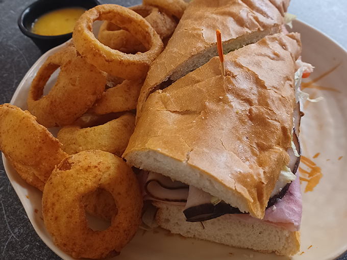 pinegrove market & deli 8