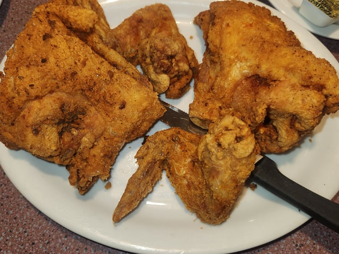 pistol pete's pizza and grill 3