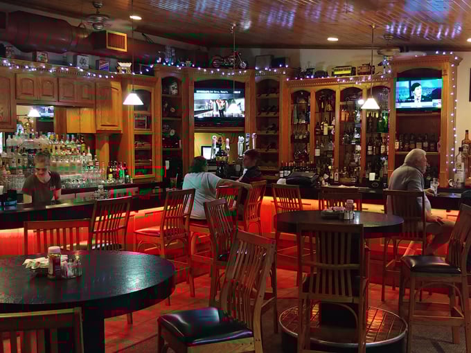 pistol pete's pizza and grill 8