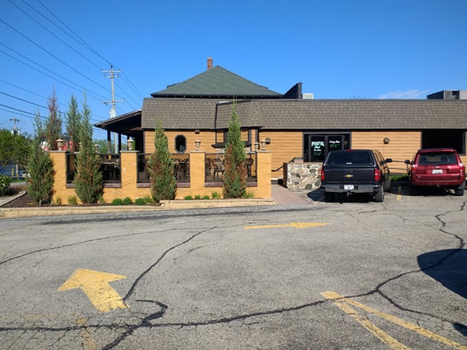 pistol pete's pizza and grill 9