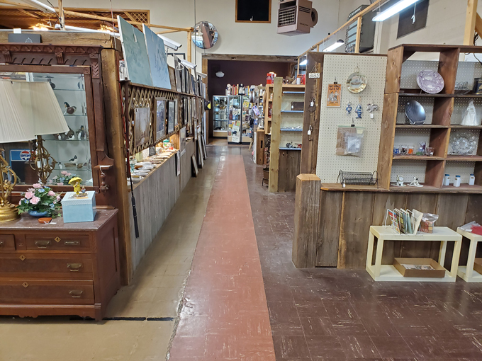 pleasant hill antique mall 7