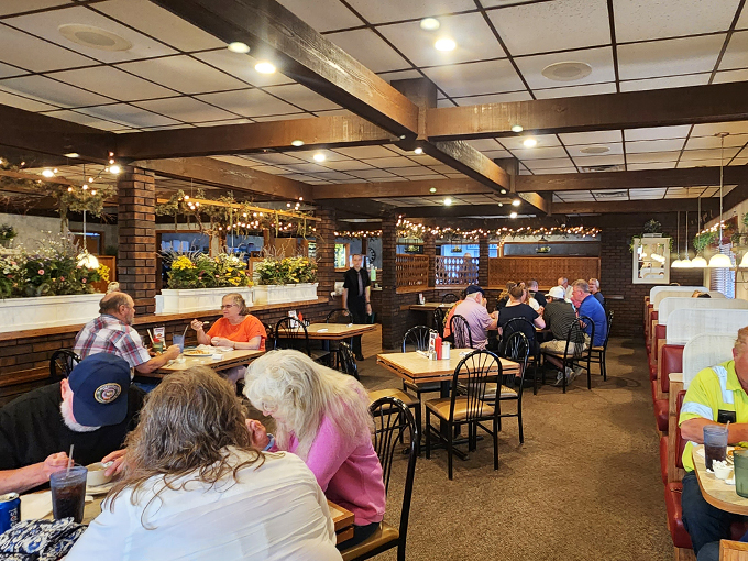 randy's family restaurant 2