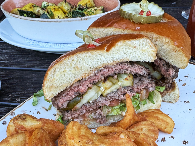 rascal modern american diner & bar 5