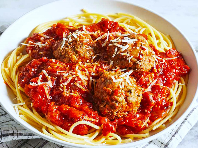 rascal modern american diner & bar 8