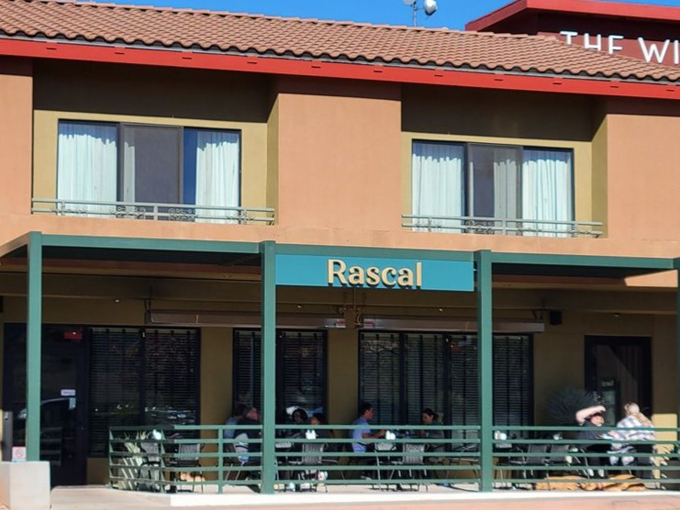 rascal modern american diner & bar 9