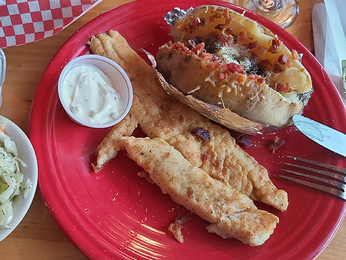 red pines bar & grill 3