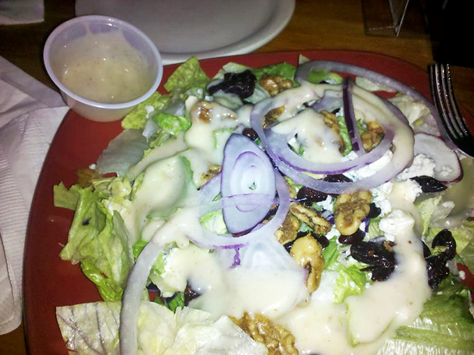 red pines bar & grill 7