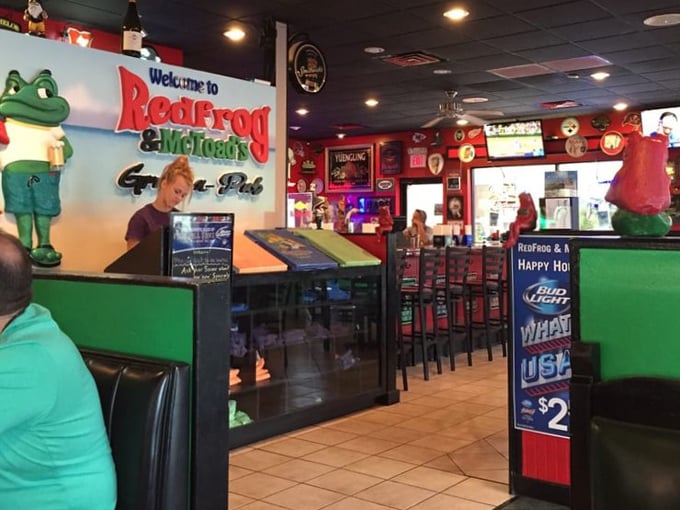 redfrog & mctoad's grub n pub 7