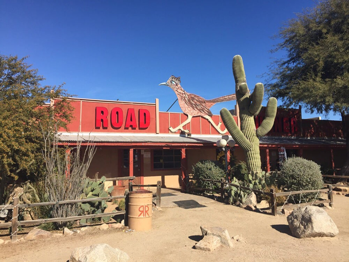 roadrunner restaurant & saloon 1