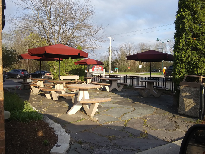 robert's frozen custard 8