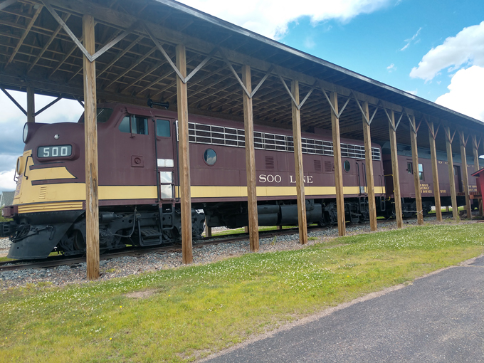 rusk county visitor center 3