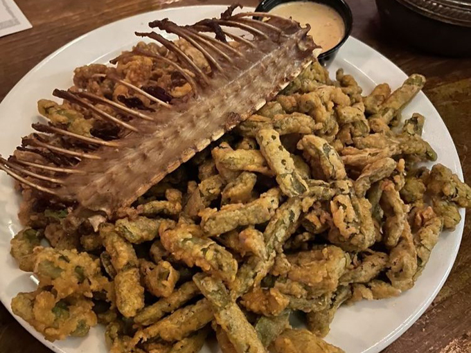 rustler&rsquo;s rooste 4