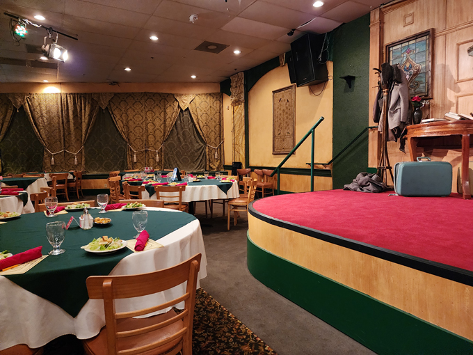 sleuths mystery dinner shows 2