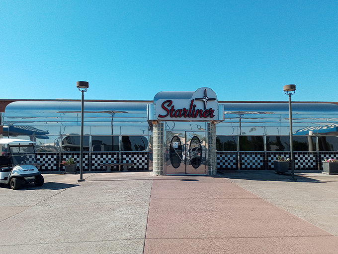 starliner diner 1