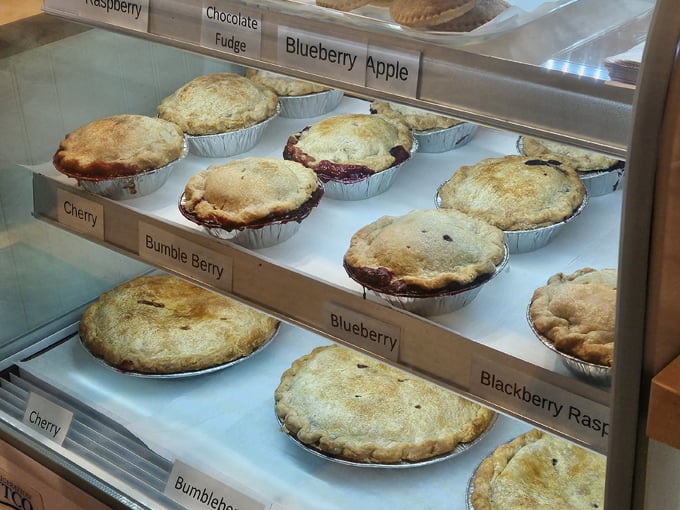 stockholm pie and general store 3